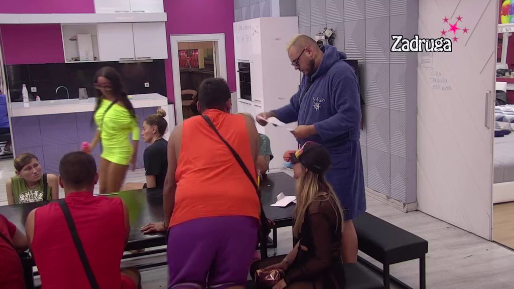 pink.rs | SVI NA PINK! Počinje proslava rođendana Zorice Marković, slavljenica se odmah ...