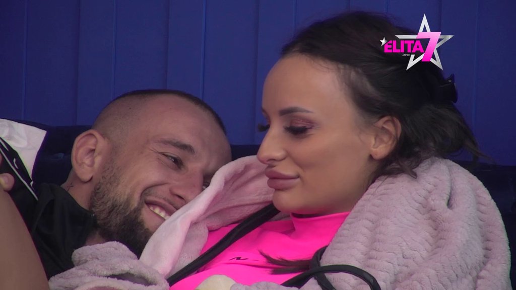 'BAŠ DA VIDIM KAKO ĆEŠ DA ME BRANIŠ' Teodora Delić i Bukilić ...