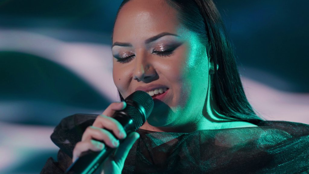 NE ZNA DA LI JE POBEDILA, ALI JE DOBILA DUET! Anđela Đurđević OSTAVILA ...