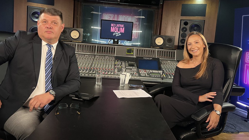 Pogledajte kako je Gordana Uzelac pitanjima preznojila svog gosta ...