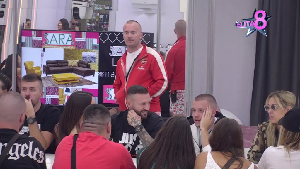 Iskompleksirana je: Munjez bez pardona sasuo Aneli sve u lice, tenzija u Beloj kući eskalirala ...