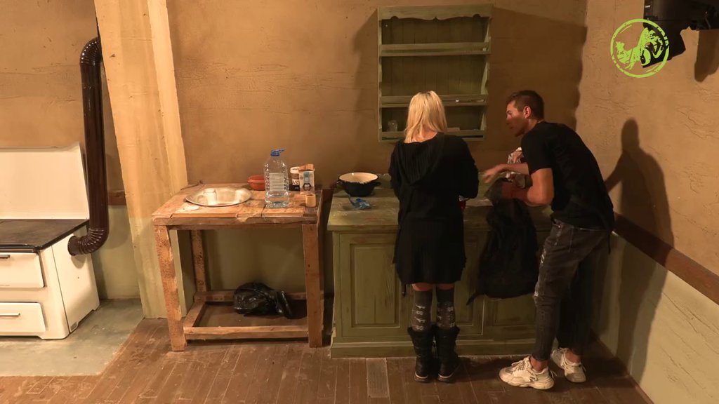 Dosta više! Ena poželela da sama napravi hleb, Boža se meša i ne ...