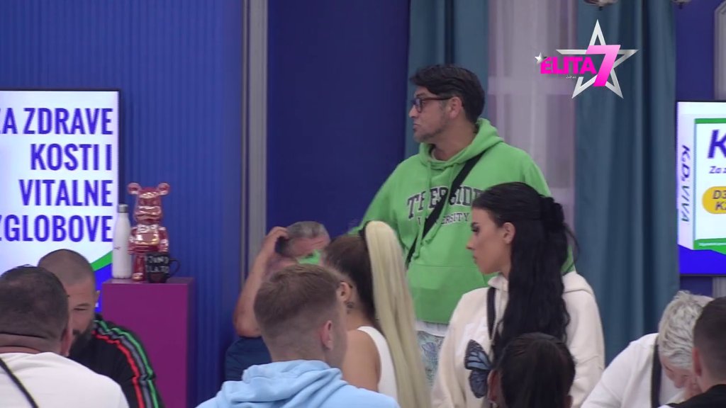 BACIO CRV SUMNJE NA SEBE?! Čubrac je u vezi sa gorficom, a svi sumnjaju da je GEJ! Evo kako je ...