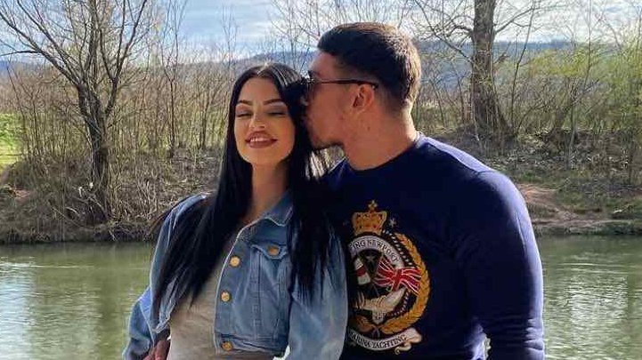 Tara Simov se oglasila TIK PRED POROĐAJ: OĆELAVILA SAM, IMAĆU 40 KILOGRAMA ZBOG PROBLEMA SA ...