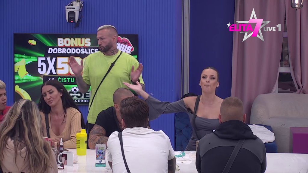 Shvatiće ko sam ja: Ša smatra da Miona treba da bude zahvalna jer je sa ... Shvatiće ko sam ja: Ša smatra da Miona treba da bude zahvalna jer je sa ...