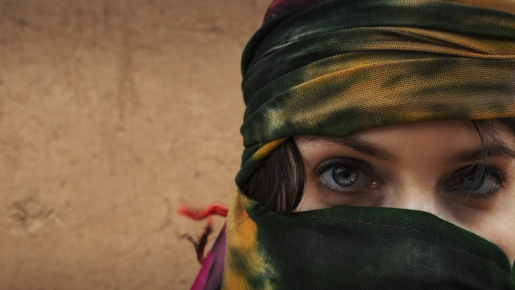 KAD IH JEDNOM OŽENE, NADRLJALI SU! U ovom narodu žene stalno traže ...