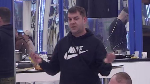 'KREZAVI, POKRETNI HEMOROIDU!' Ivan održao govor o POKRIĆU za OHOLOST ...