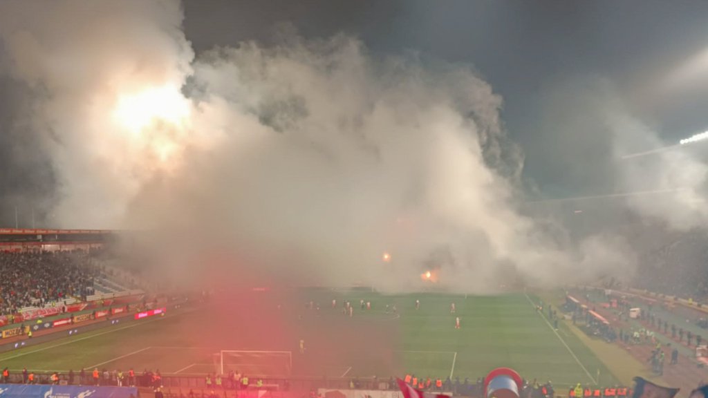 POBEDA ZVEZDE! Crveno-beli razmontirali Novi Pazar u svečanoj atmosferi ...