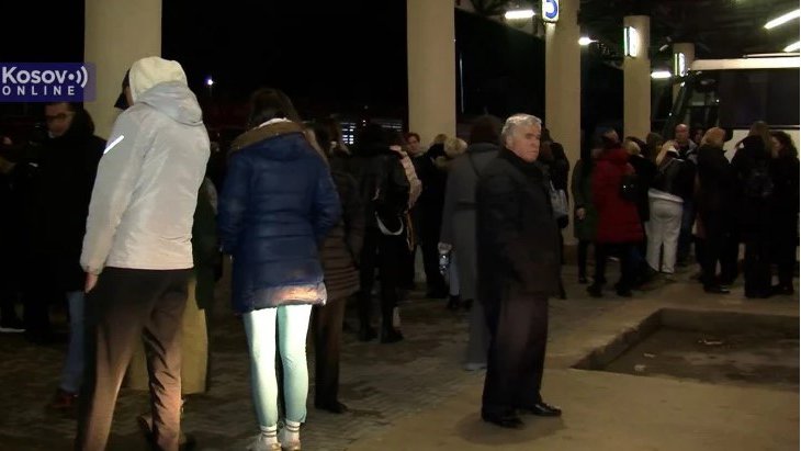 'KAD JE U PITANJU SRBIJA NIŠTA NIJE TEŠKO' Prvi glasači krenuli iz Severne Mitrovice: Džabe ...