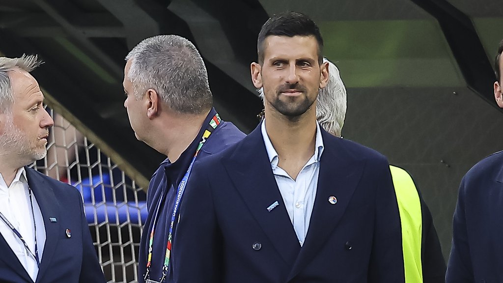 Ovo će oduševiti sve Srbe! Novak se oglasio moćnom fotografijom za ...