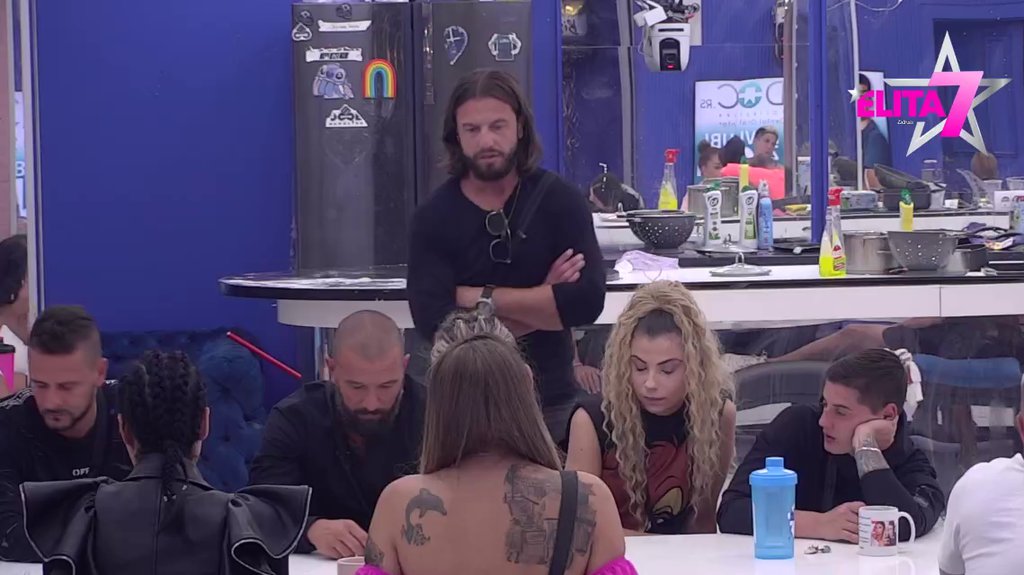 'OBER SLINAVKO!' Samir nikad NAOŠTRENIJI odbrusio Lakiću, pa ga poslao u izolaciju, Žana smatra ...