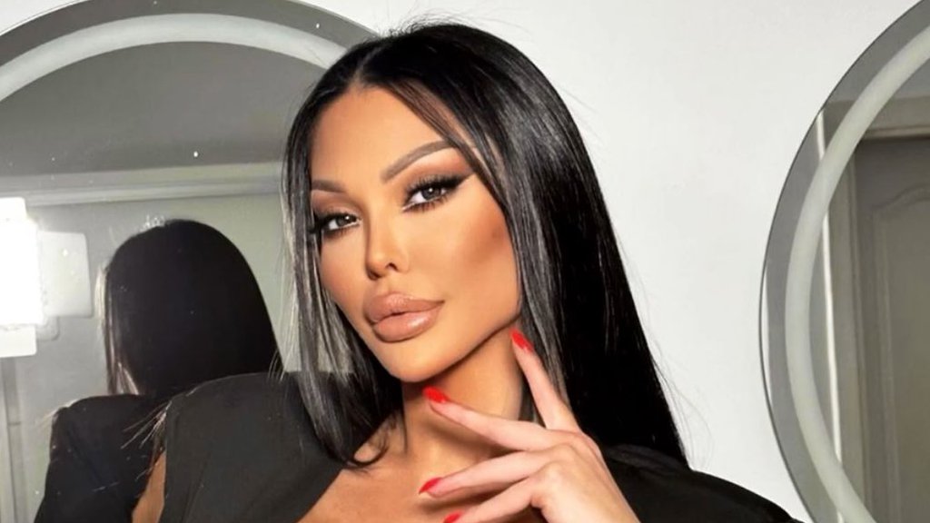 Maja Marinković šalje tajne poruke: Fanovi je razotkrili, sad je jasno ko je u njenom srcu ...