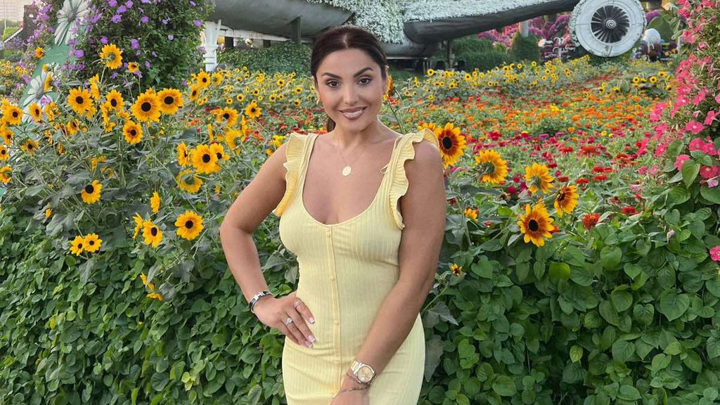 ČUJU SE SVADBENA ZVONA! Nadica Ademov progovorila o partneru, a ovo su ... ČUJU SE SVADBENA ZVONA! Nadica Ademov progovorila o partneru, a ovo su ...