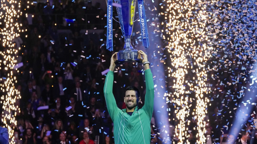 'NIJE BILO LAKO DA IGRAM PRED PUBLIKOM KOJA ME OMETA' - Đoković ...