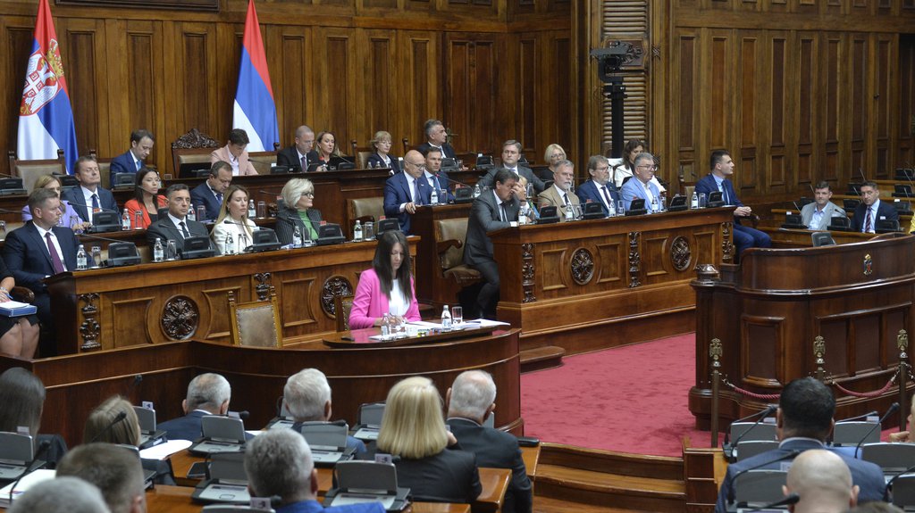 POČELA SEDNICA NARODNE SKUPŠTINE: Poslanici danas raspravljaju o predlogu budžeta za 2025 ...