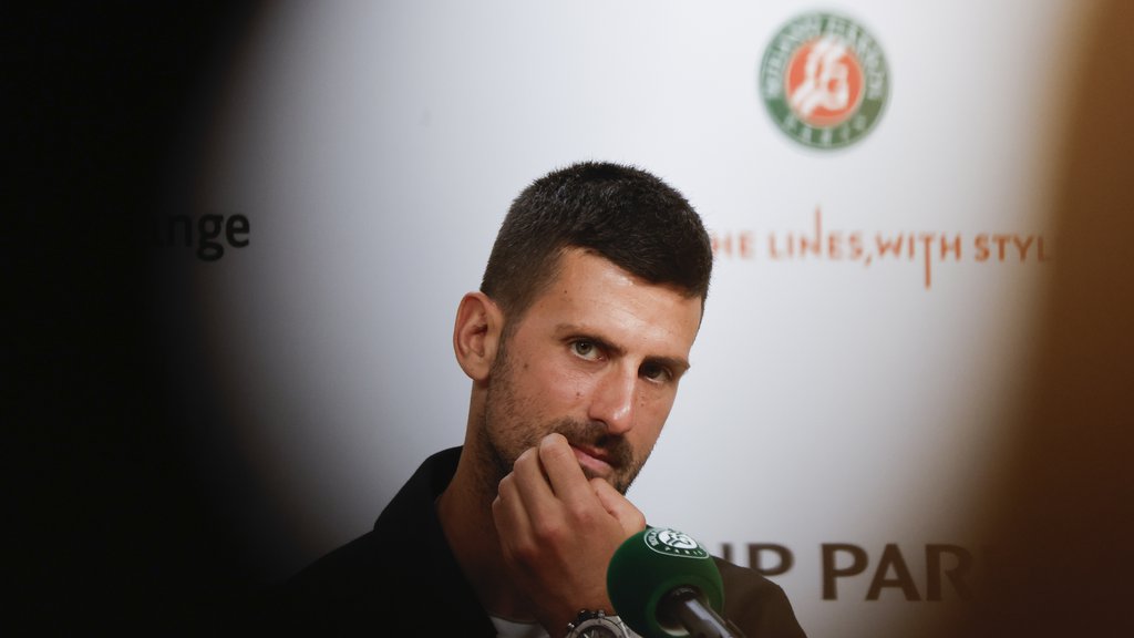 Pojavio se PRVI SNIMAK Novaka Đokovića posle povrede: Neverovatno je ...