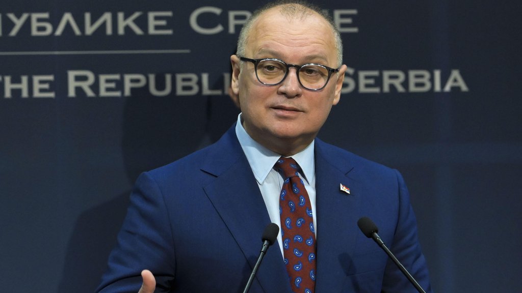 Vesić: Nastaviću beskompromisno da radim, sektor građevinarstva i saobraćaja važan za dalji ...