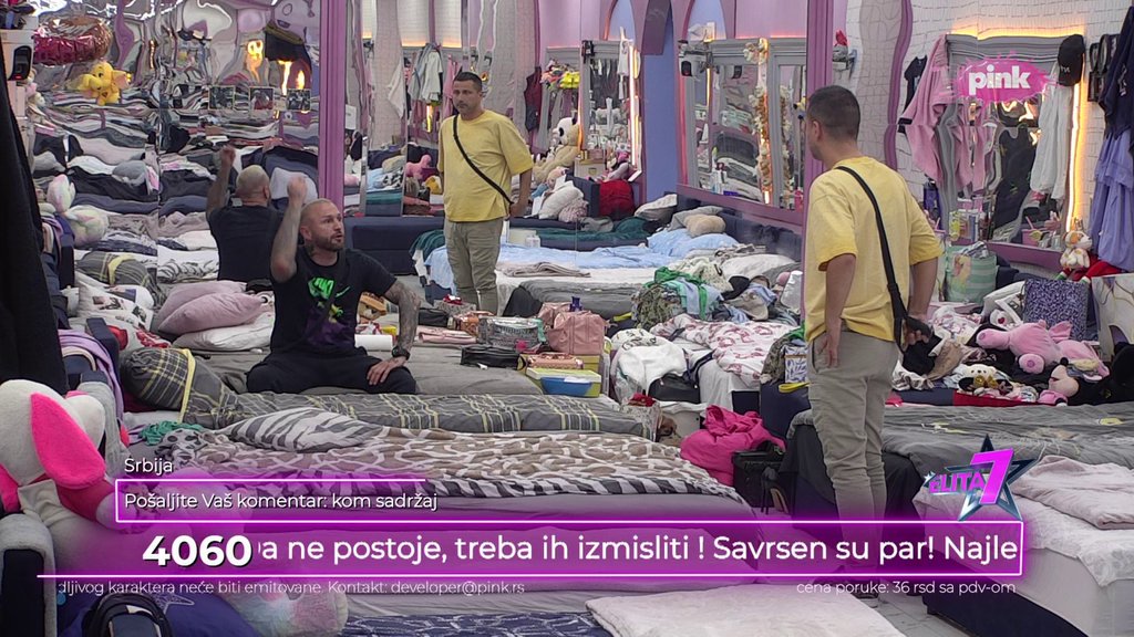 DOSTA MU JE SVEGA! Ša nastavio da peni po Beloj kući! Evo koga je sada ...