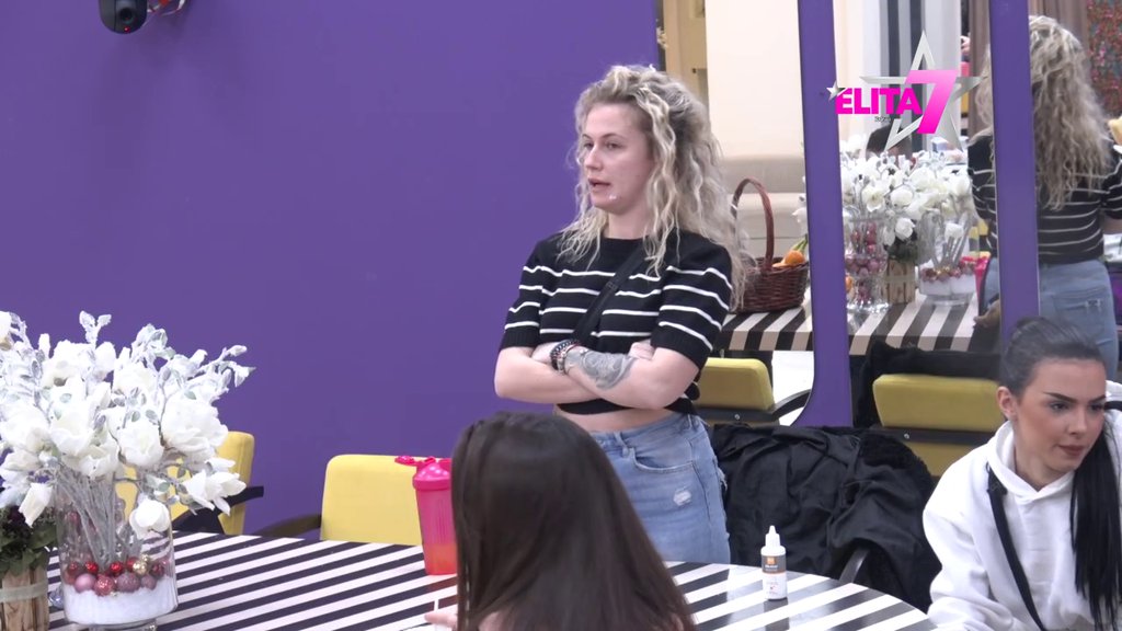 'NEARTIKULISANA BABA KOJA MRZI DEVOJKE!' Milica Veličković osula ŽESTOK ...