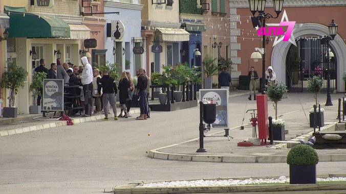 STAMPEDO! Veliki šef obavestio učesnike Elite da je otvorena prodavnica ... STAMPEDO! Veliki šef obavestio učesnike Elite da je otvorena prodavnica ...