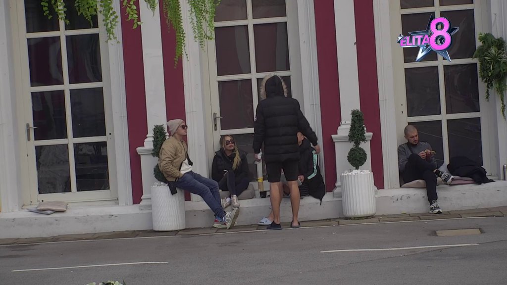 Sad je i zvanično: Peja priznao cimerima da mu se dopada Sandra! Spreman da sve prizna Eni ...