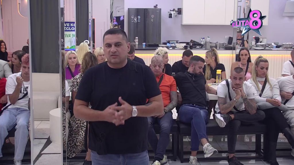 Bebica opet slep pred očima: Nema mu pomoći, nakon svih dokaza nastavio da brani Teodoru! (VIDEO ...