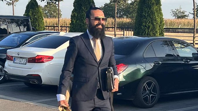 ŠTA SE DESILO OVOM ČOVEKU?! Saša Kapor potpuno NEPREPOZNATLJIV! Pustio ...