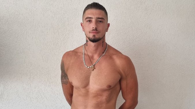 KARANTIN - ZADRUGA 6: Ivan Nešković pokazao GOLO TELO, pa OPLEO PO ...