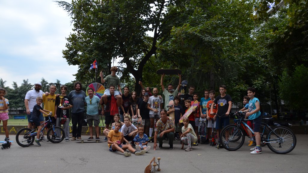 KAKO SU SKEJTERI NAUČILI DA LETE! A ONDA REŠILI DA POKIDAJU FAZON NA ...