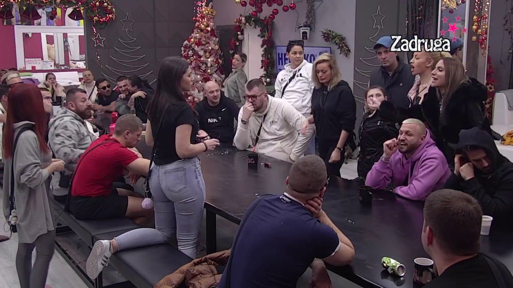 PALO PRIZNANJE! Neca napokon otkrio da li je LJUBOMORAN na Pecu, zadrugari se umešali, nastao ...