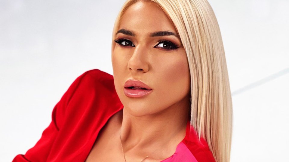 VRELO, VRELIJE, JOVANA JEREMIĆ! 'Kraljica šera' spustila helanke ...