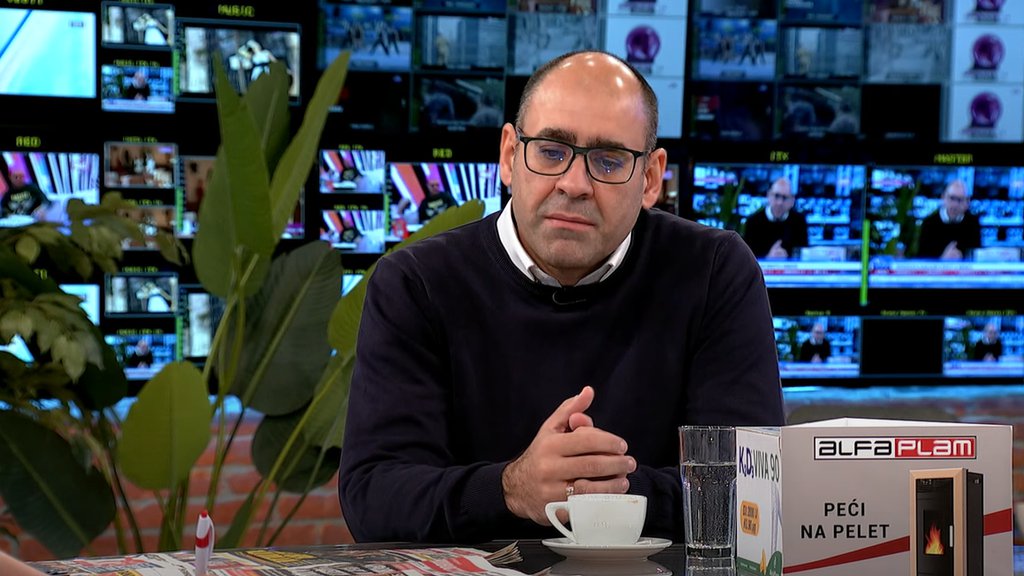 Mene je sramota što sam bio akter toga, ali nisam imao izbora ...