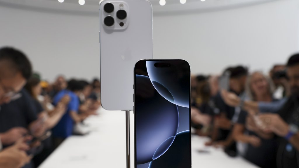 Stiglo je 5 novih funkcija za iPhone: Kalkulator konačno radi ono što ...