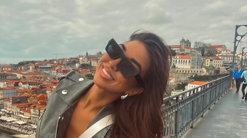 Ova lepotica je unuka pokojnog Tozovca: Uslikana u Beogradu sa turskim ...