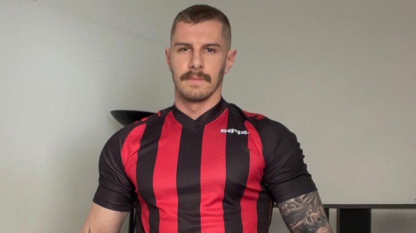 EVO KAKO JE JANJUŠEV BRAT ZARAĐIVAO ZA ŽIVOT! Mihailo je imao STALAN ...