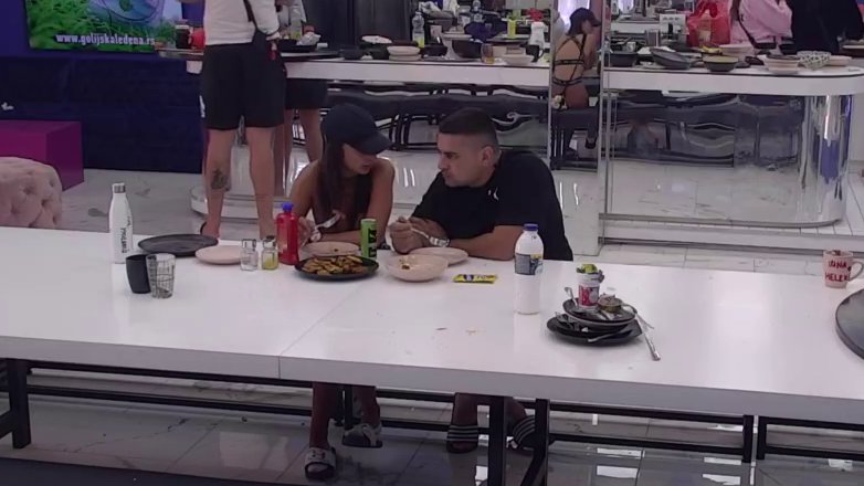 BEBICA I TEODORA sve više vremena provode ZAJEDNO! Dotakli se čak i ...