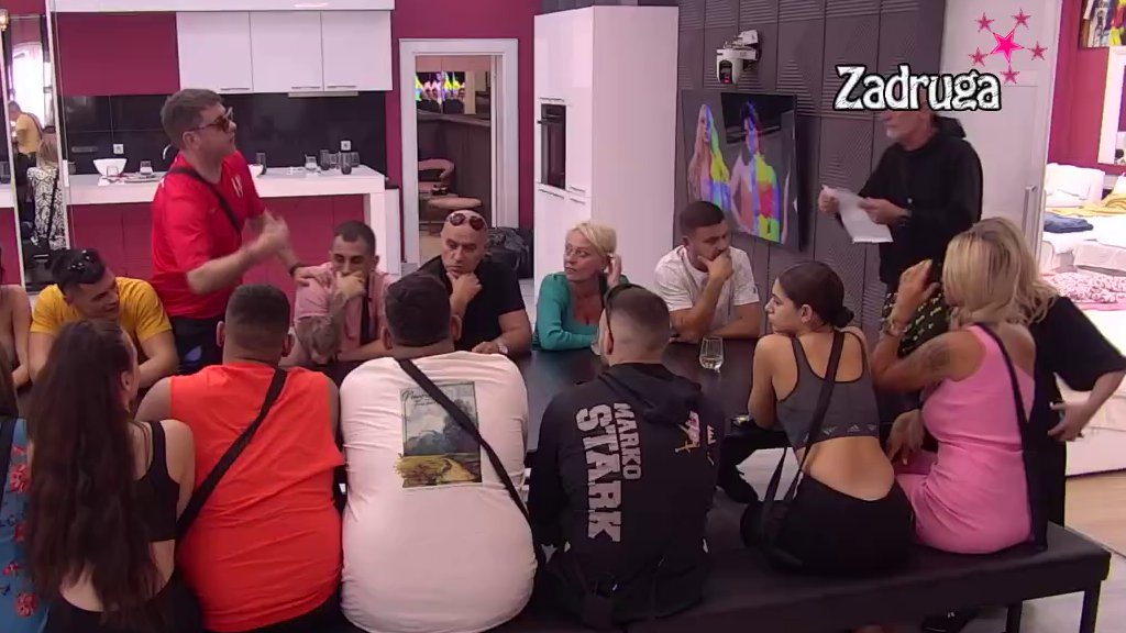 SPREMITE SE ZA ŠOU! Veliki šef obavestio zadrugare da će se održati IZBOR ZA MIS I MISTERA ...