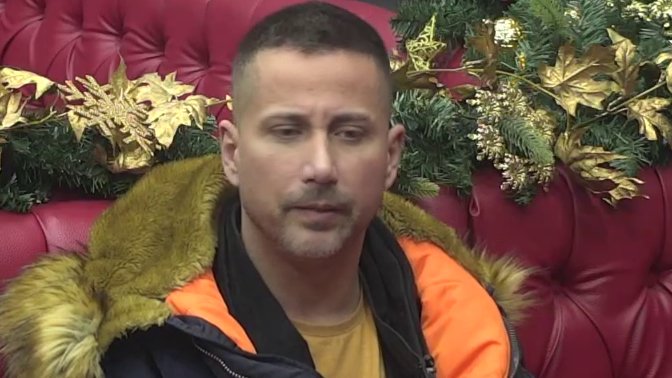 'DA L' JE DEDA STVARNO ŠLOGIRAN ILI NIJE?!' Đedović spustio ručnu i raspalio po cimerima, ne zna ...