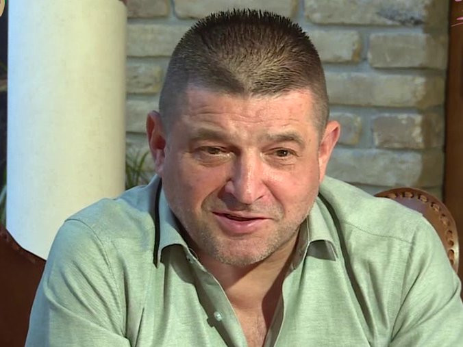 KOLAPS U DOMU BAJE MALOG KNINDŽE! Supruga ga ostavila bez teksta, ovo NIJE mogao da OČEKUJE ...