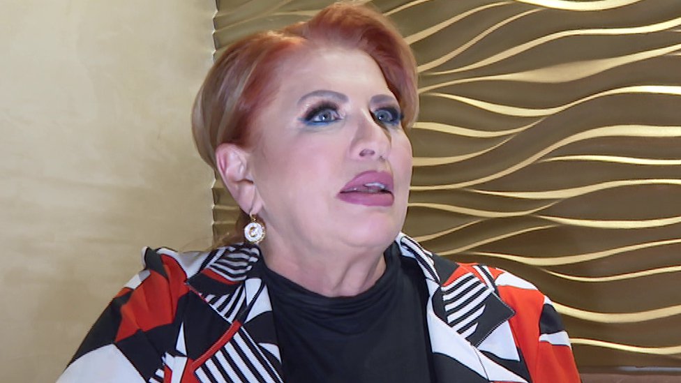 PRED NJEN NASTUP TROJE POGINULO! Ćana po prvi put progovorila o kobnoj noći kada je splav ...