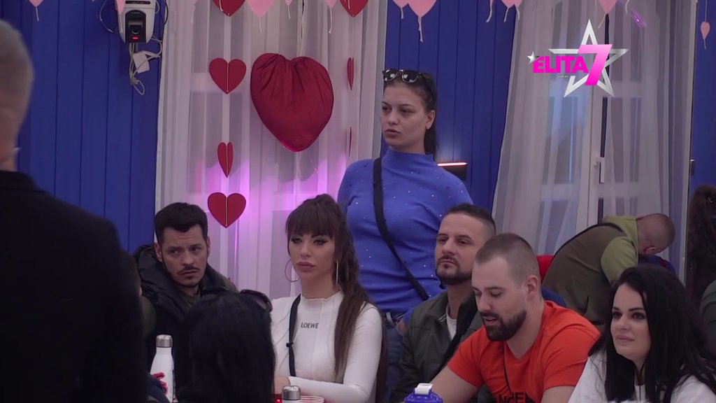 'TO JE VIDNO!' Mića optužio Danku da je ZASLEPLJENA Anđelovom lepotom, ona pokušala da se opere ...