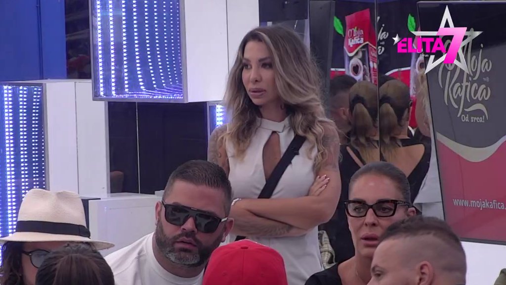 'NJOJ JE BITAN SAMO NOVAC' Aneli Ahmić kivna na Staniju, smatra da ...
