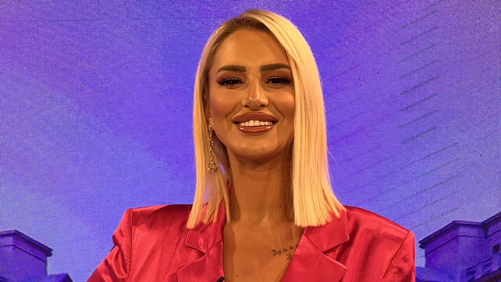 pink.rs | KAKO LI ĆE DEJAN REAGOVATI?! Matora krenula u akciju, pa skočila na Aleks! Nikolićeva ...