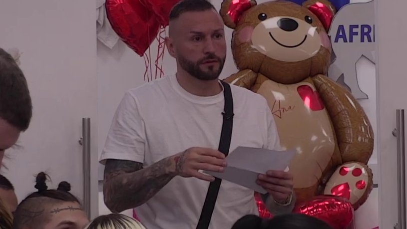 pink.rs | SVI NA PINK: VREME JE ZA IGRICU! Veliki šef obavestio ... pink.rs | SVI NA PINK: VREME JE ZA IGRICU! Veliki šef obavestio ...