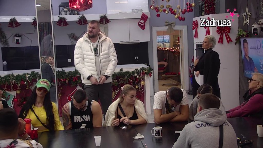 'NIKO NE BI BIO SA NJOM' Janjuš brojao koliko puta je Aleks pogledala u Zvezdana, smatra da bi ...