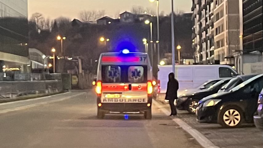 Žena preživela pad sa zgrade od 17 spratova u Kragujevcu: Lekari je ...