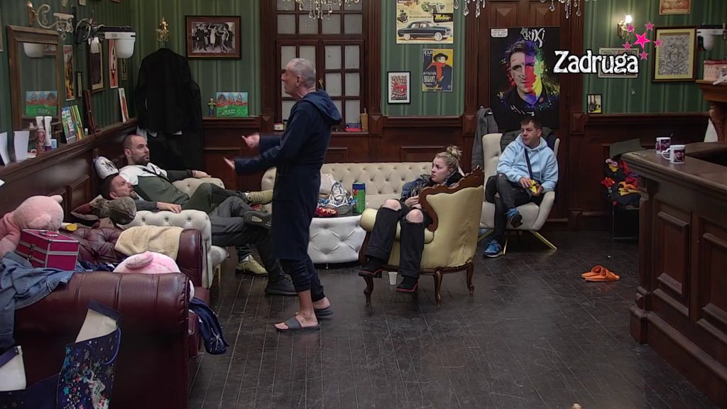 ORI SE PAB! Lepi Mića smatra da Ivan namerno razvija teorije zavere i ...