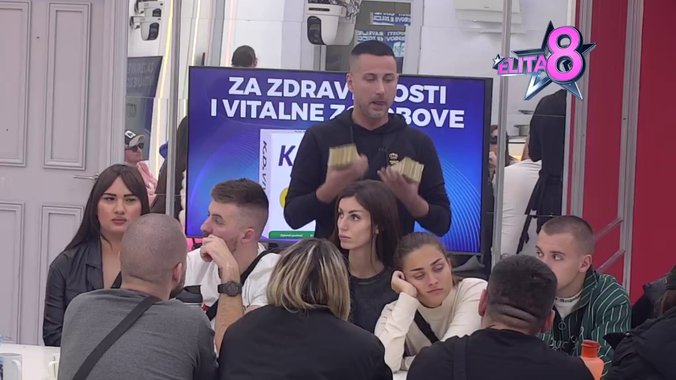 To je teška patologija: Đedović opleo po Bebici i Teodori, pa se osvrnuo na njegov odnos sa ...