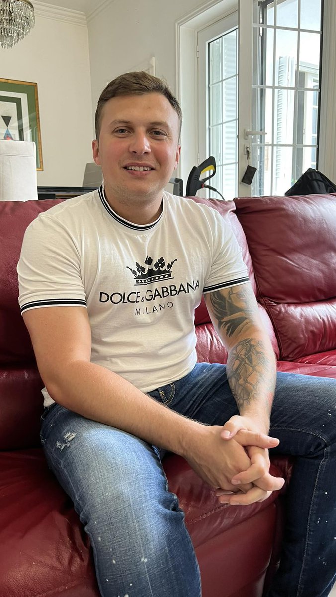 STEFAN KARIĆ NOVIM POTEZOM ŠOKIRAO JAVNOST! Obratio se svojim ...