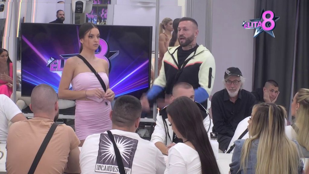 Haos u emisiji: Ša zapenio na cimere, Gastoz kao oparen skočio da brani Anđelu od Kadre! (VIDEO ...